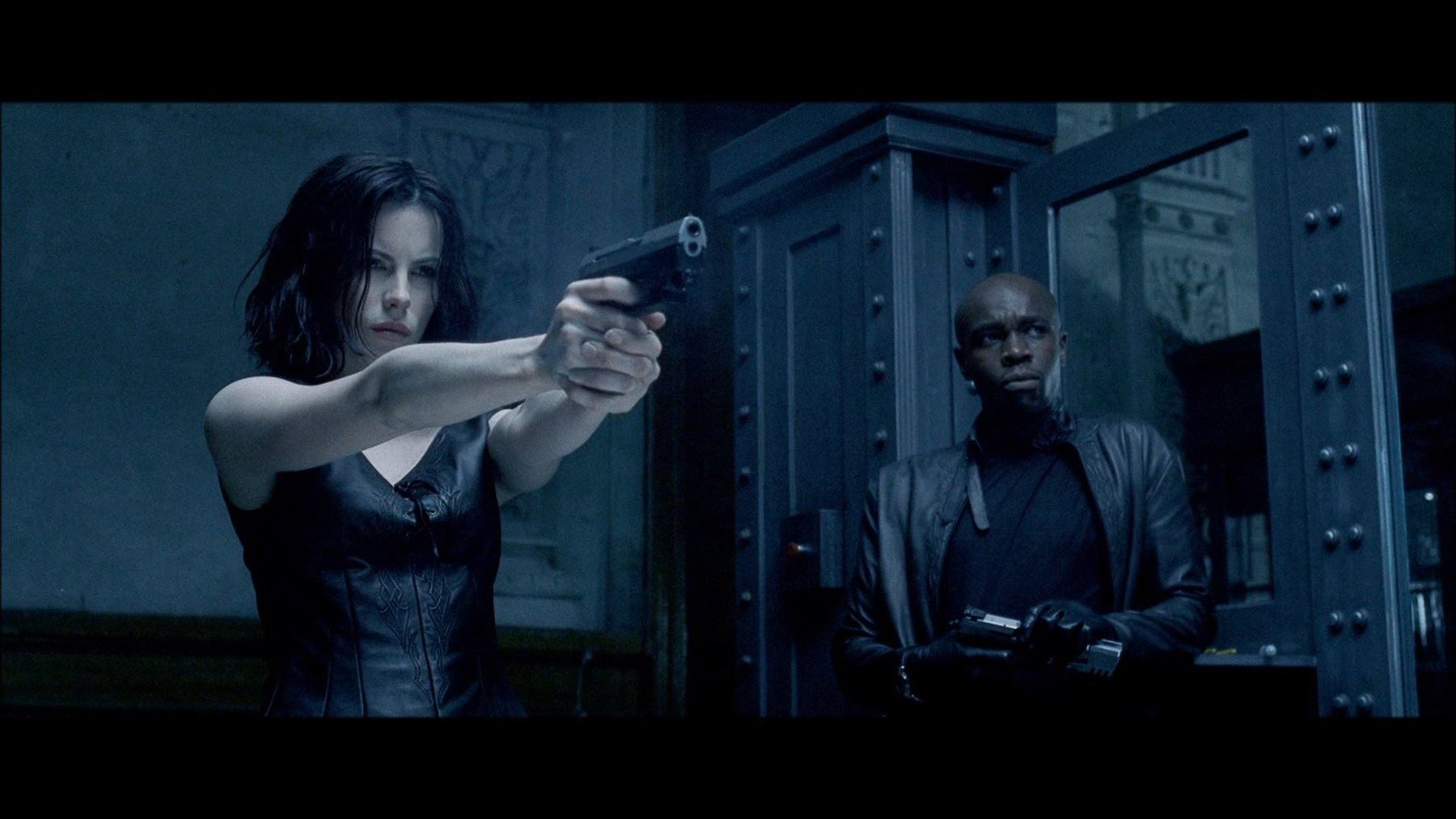 UNDERWORLD (2003) - Selene's (Kate Beckinsale) Walther P99