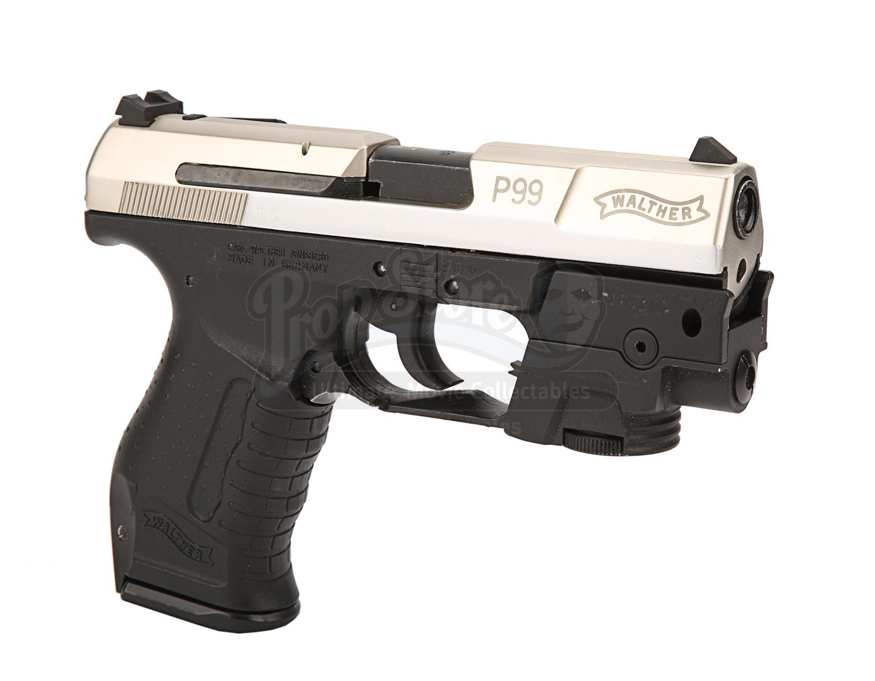 UNDERWORLD (2003) - Selene's (Kate Beckinsale) Walther P99