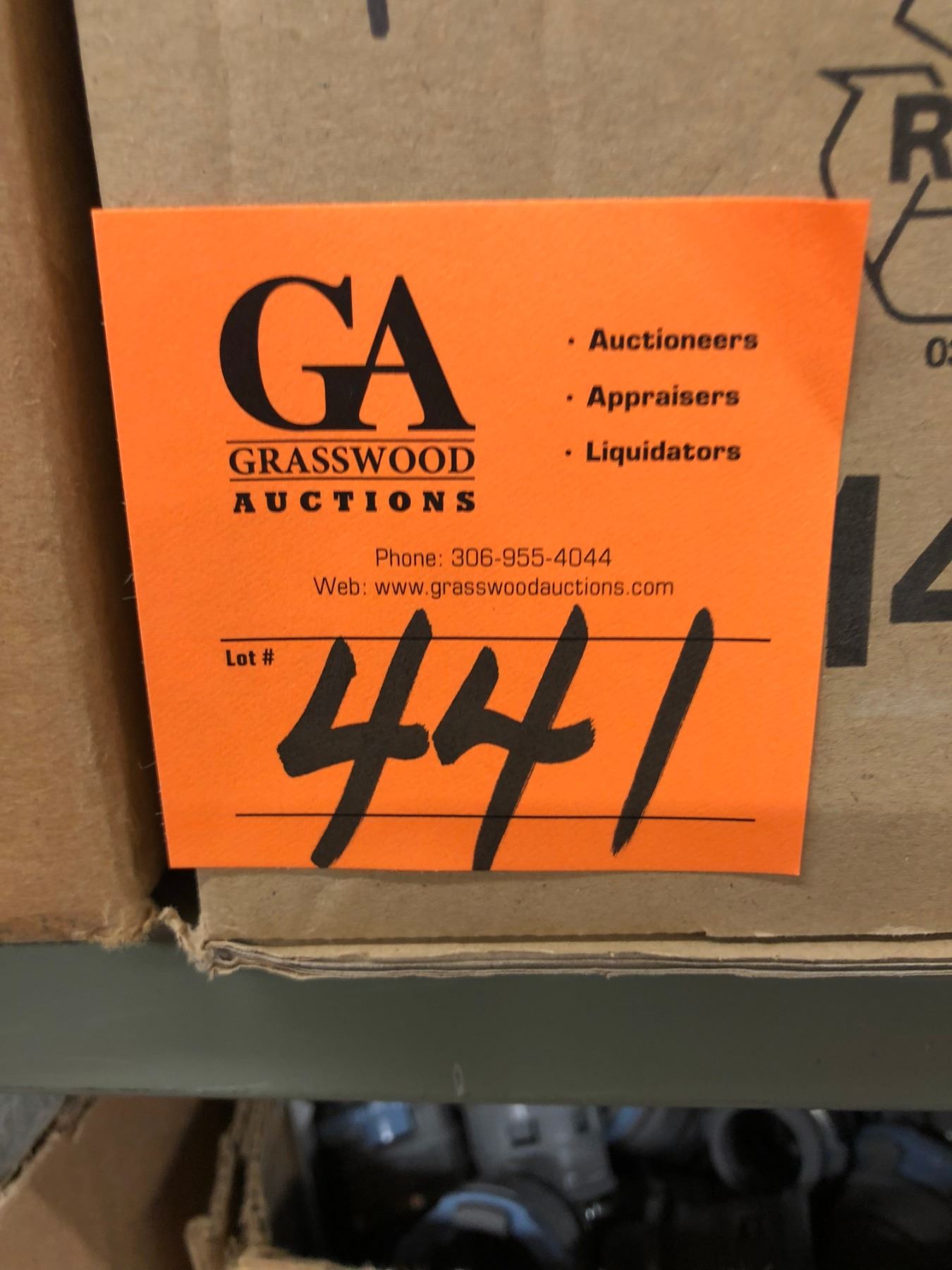 Row of 5 Boxes of PVC Straps from 1/2" to 1 1/2", 1 Box 90 Degree ...