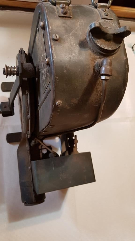 OLD US ARMY CRANK HEATER FOR STARTING MACHINES