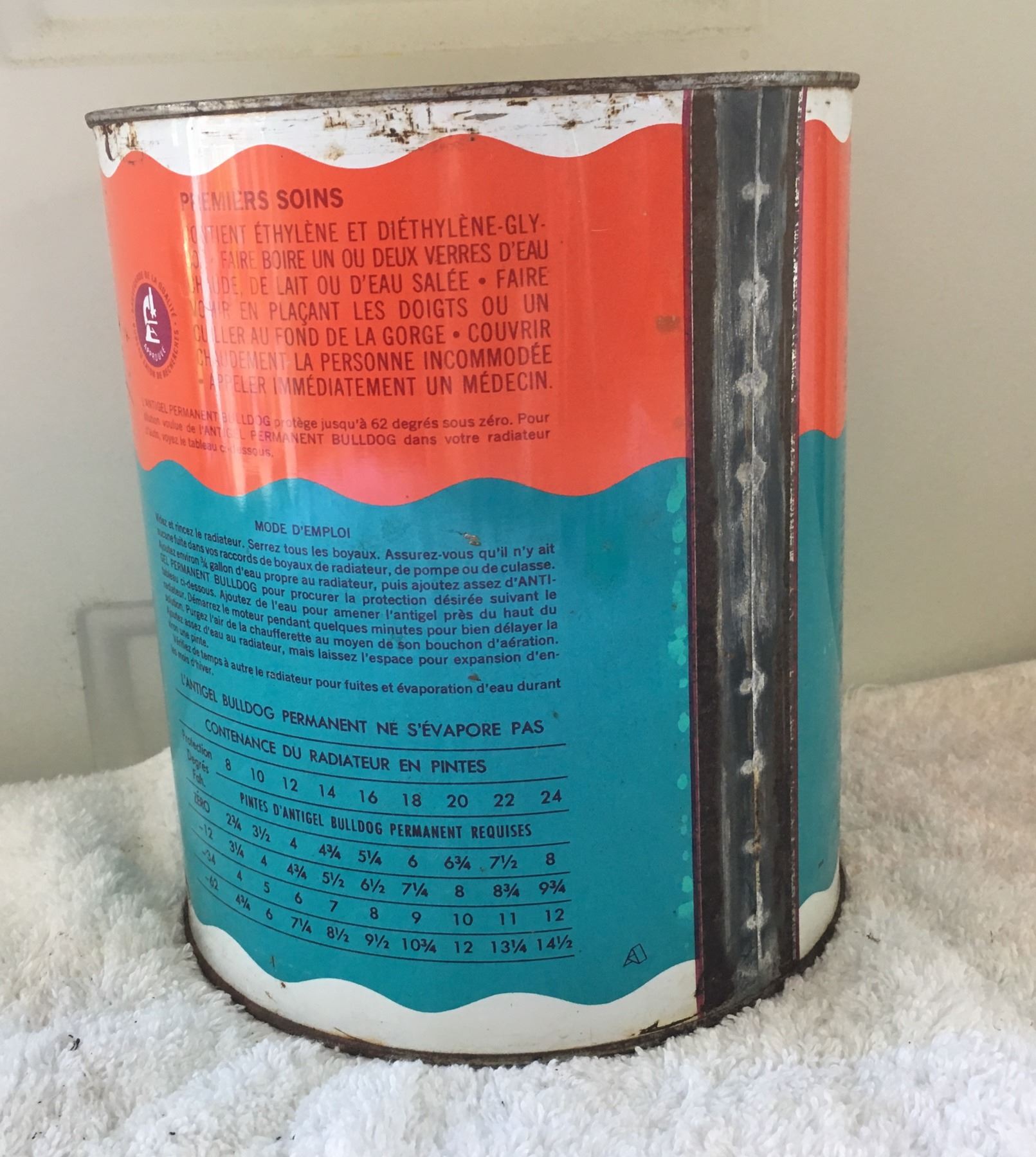 EATON BULLDOG ANTI-FREEZE TIN, 1 GAL, FULL