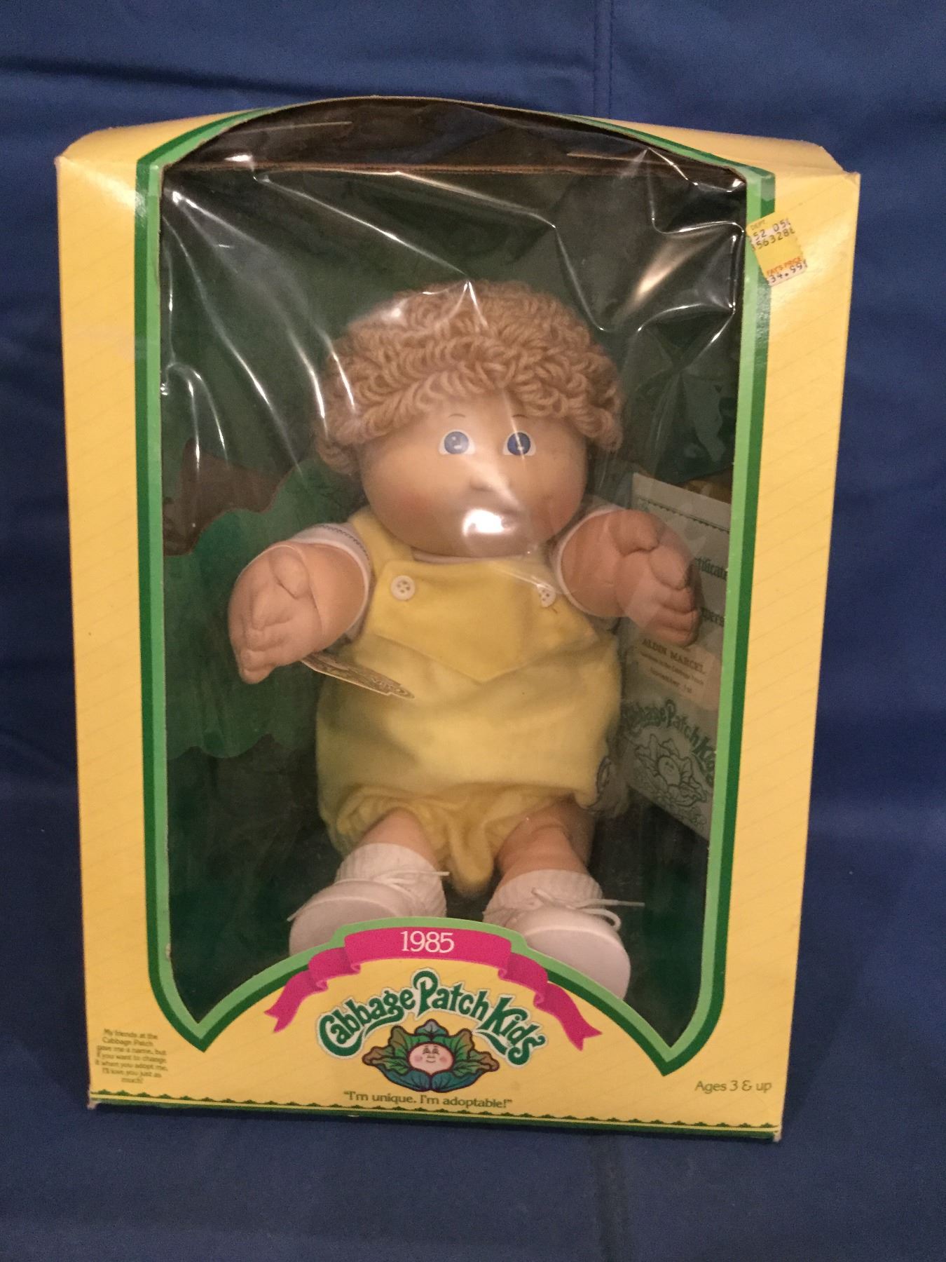 Cabbage Patch Kids box with doll and a certificate Aldin Marcel in a ...
