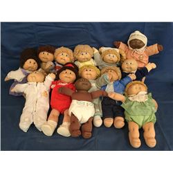 Cabbage Patch Kids Orphans with clothes