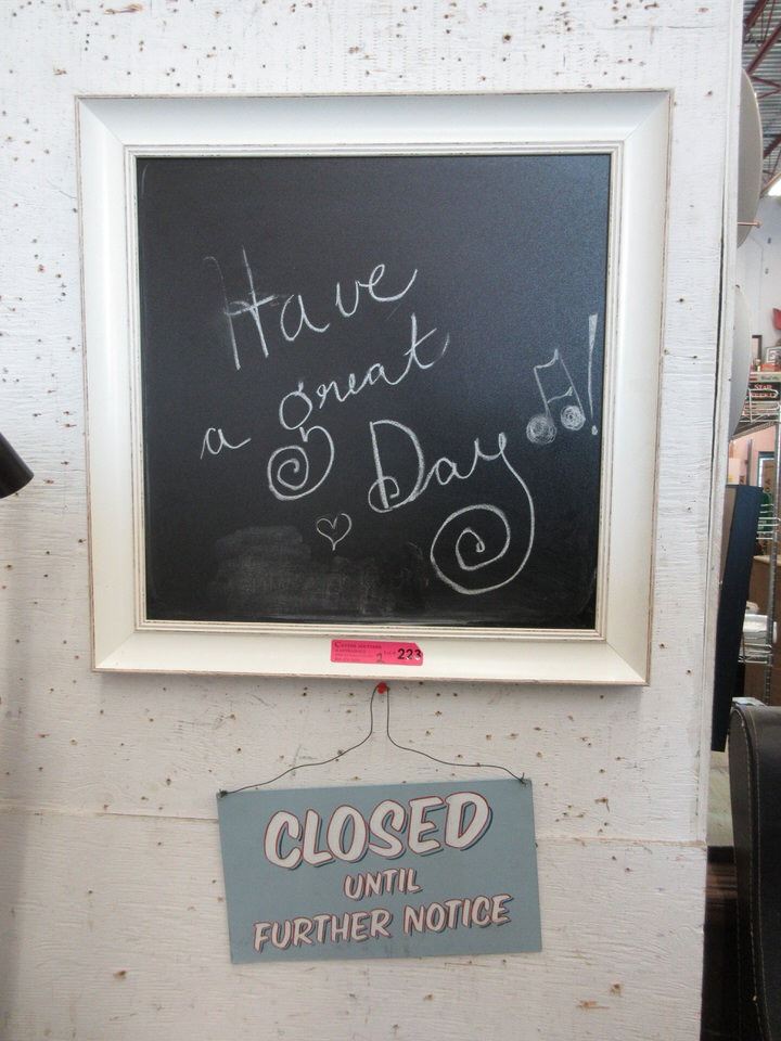 "Closed" Sign & Framed Chalkboard