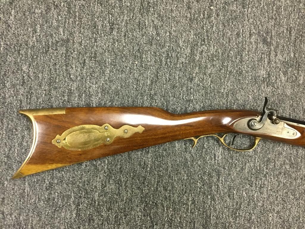 Kentuckian .45 Cal Black Powder Muzzle Loading rifle with wood grain ...