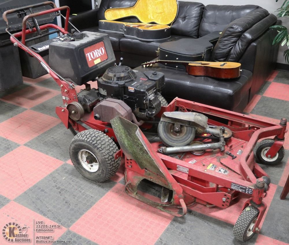 36" TORO PROLINE COMMERCIAL LAWNMOWER WITH