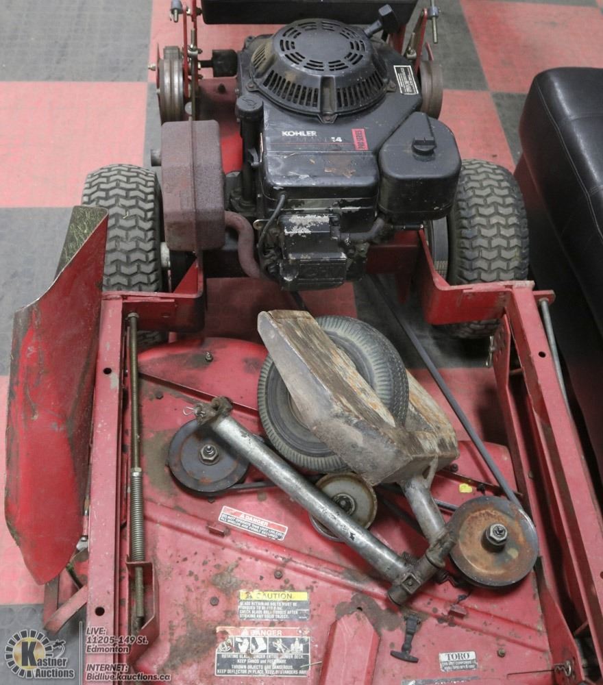 36" TORO PROLINE COMMERCIAL LAWNMOWER WITH - Kastner Auctions