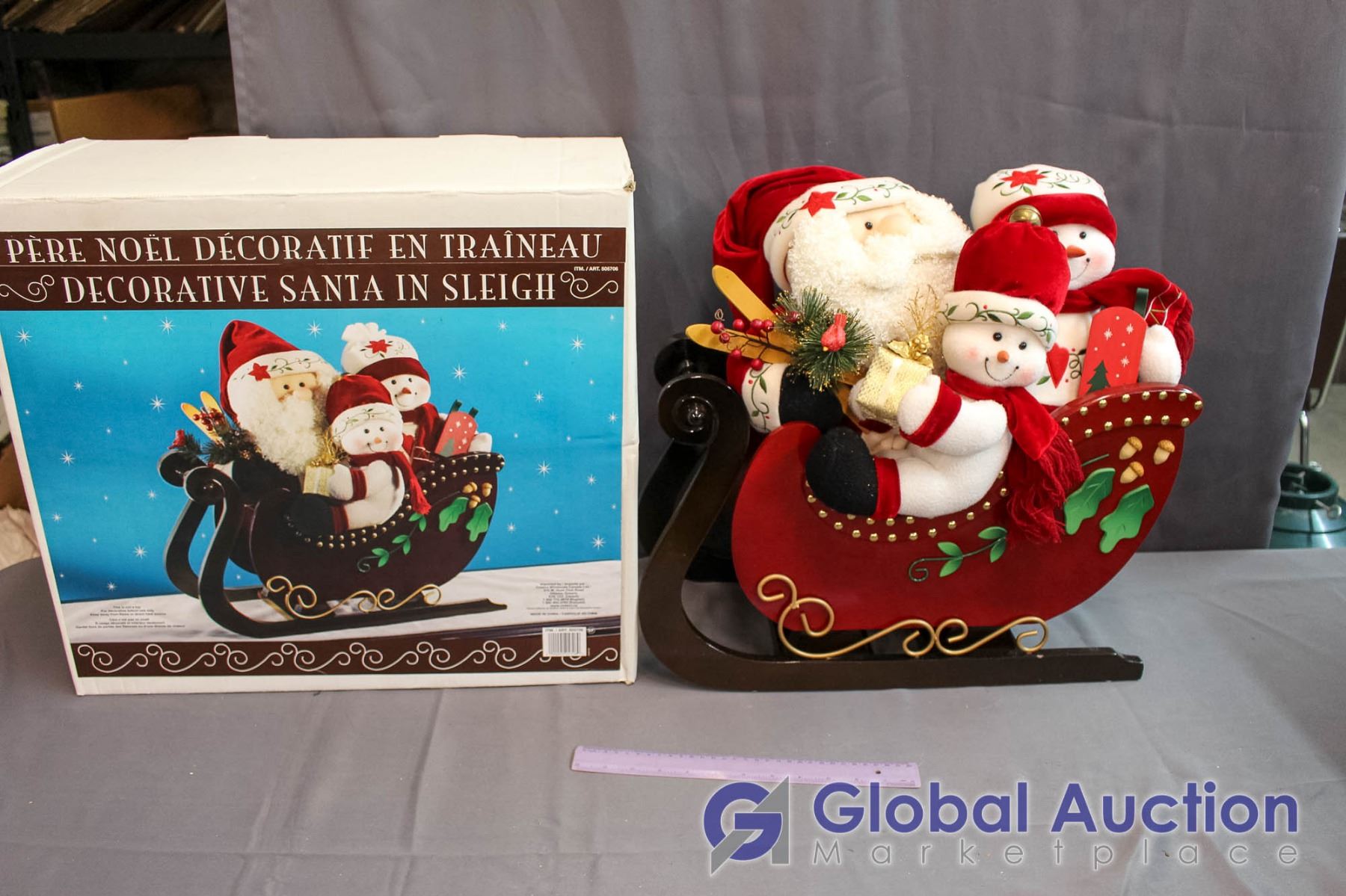 Decorative Santa in Sleigh w/Box