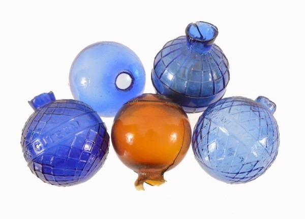 5 Antique Glass Trap Shooting Balls