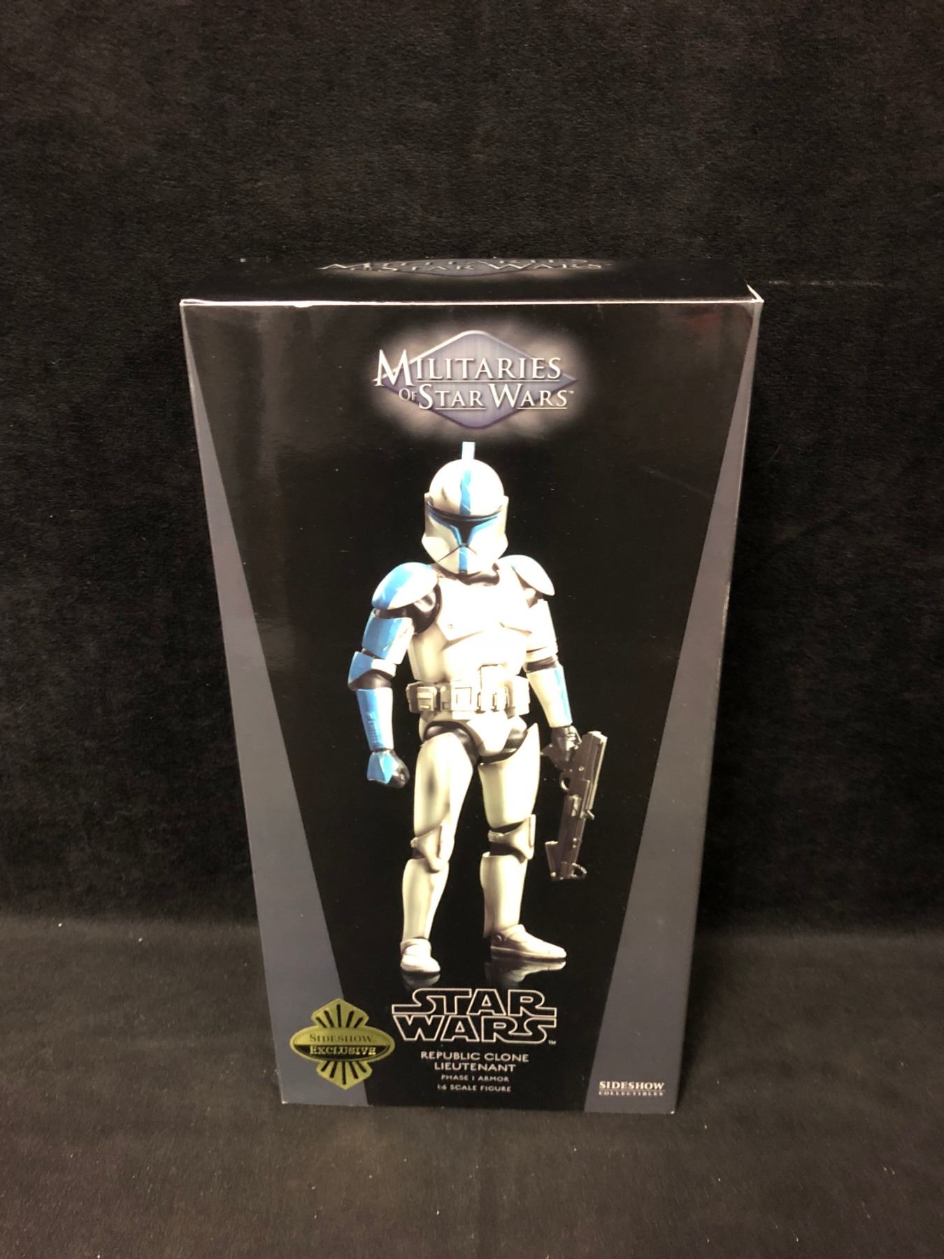SIDESHOW EXCLUSIVE MILITARIES OF STAR WARS REPUBLIC CLONE LIEUTENANT 1: ...