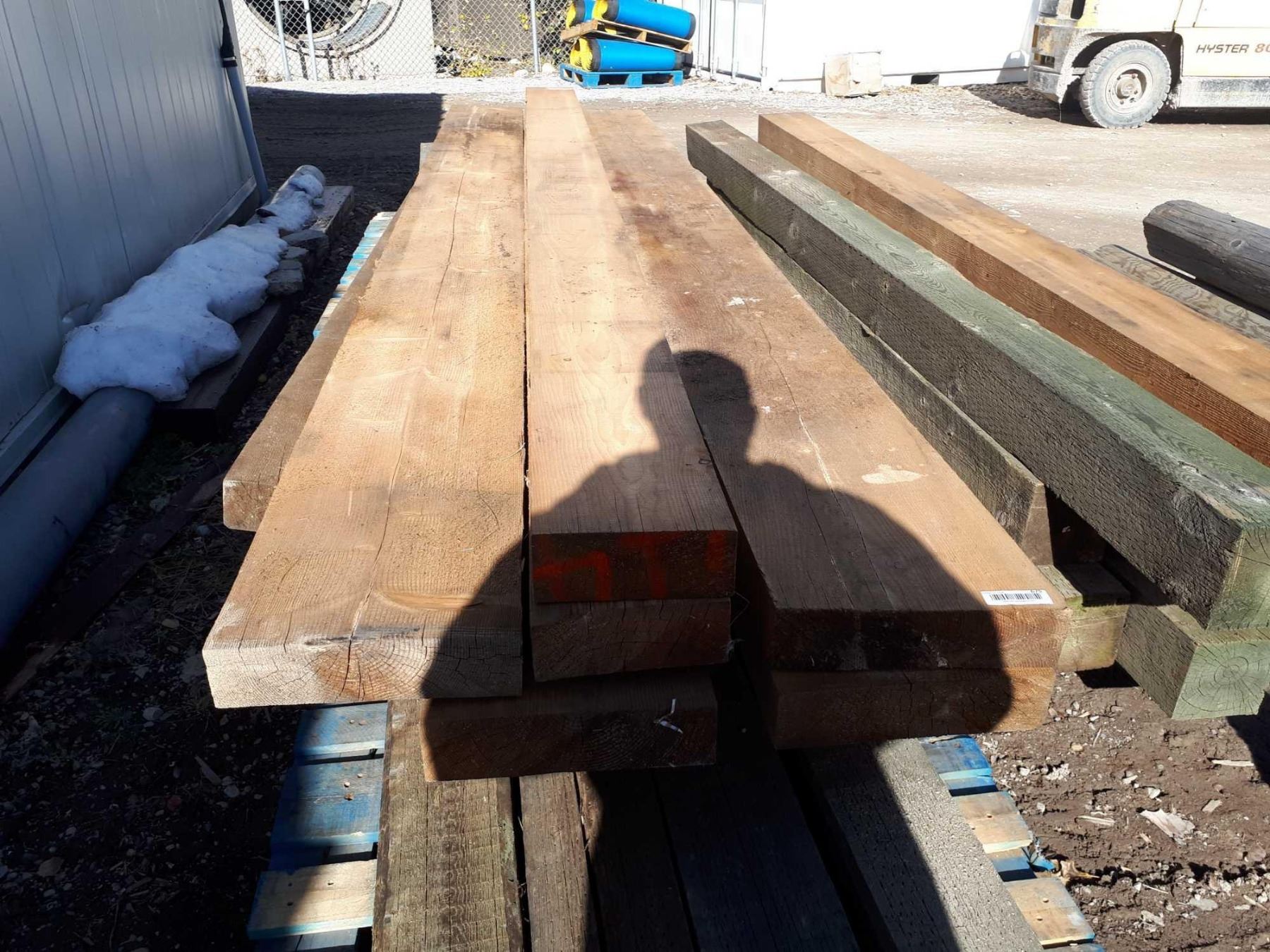 Pallet of Timber Approx 12ft 7 Count