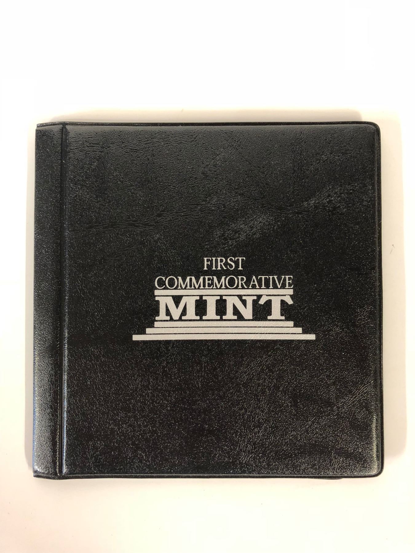 THE ROYAL PORTRAIT COIN COLLECTION (FIRST COMMEMORATIVE MINT)