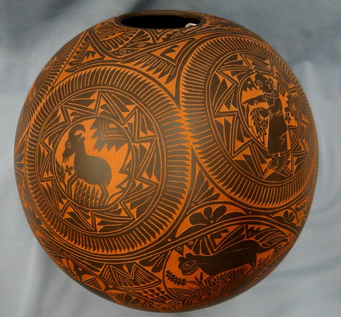 Navajo Indian Story Teller large pot, intricately cut, depicts story ...