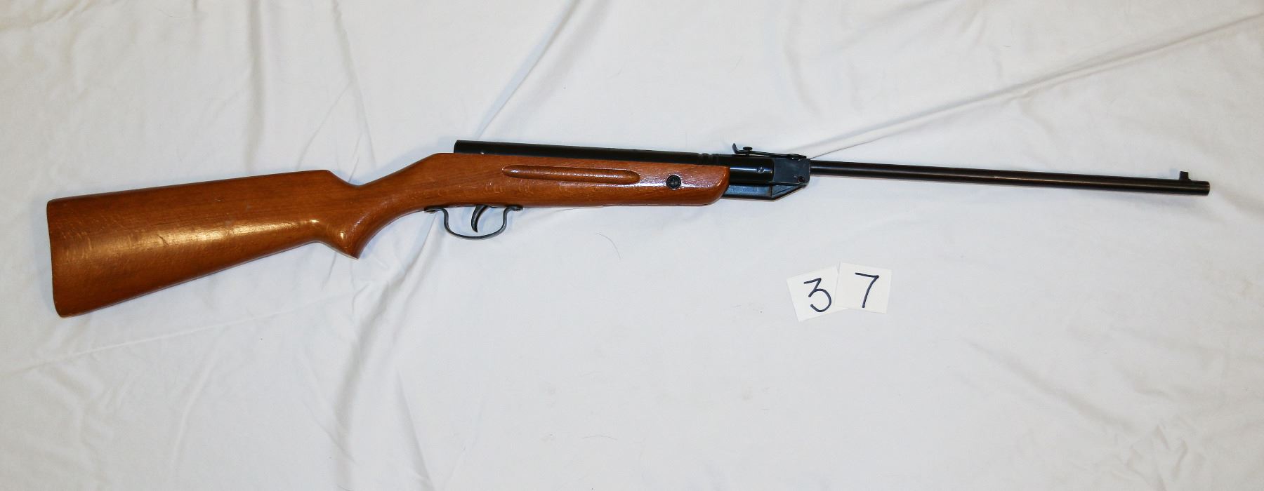 Slavia Model: 624 Caliber: 0.177 Serial No. 206488 Description: air rifle