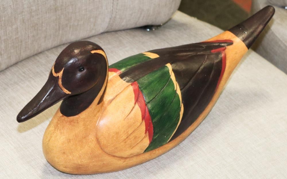 WOOD STYLE CERAMIC DUCK FIGURE