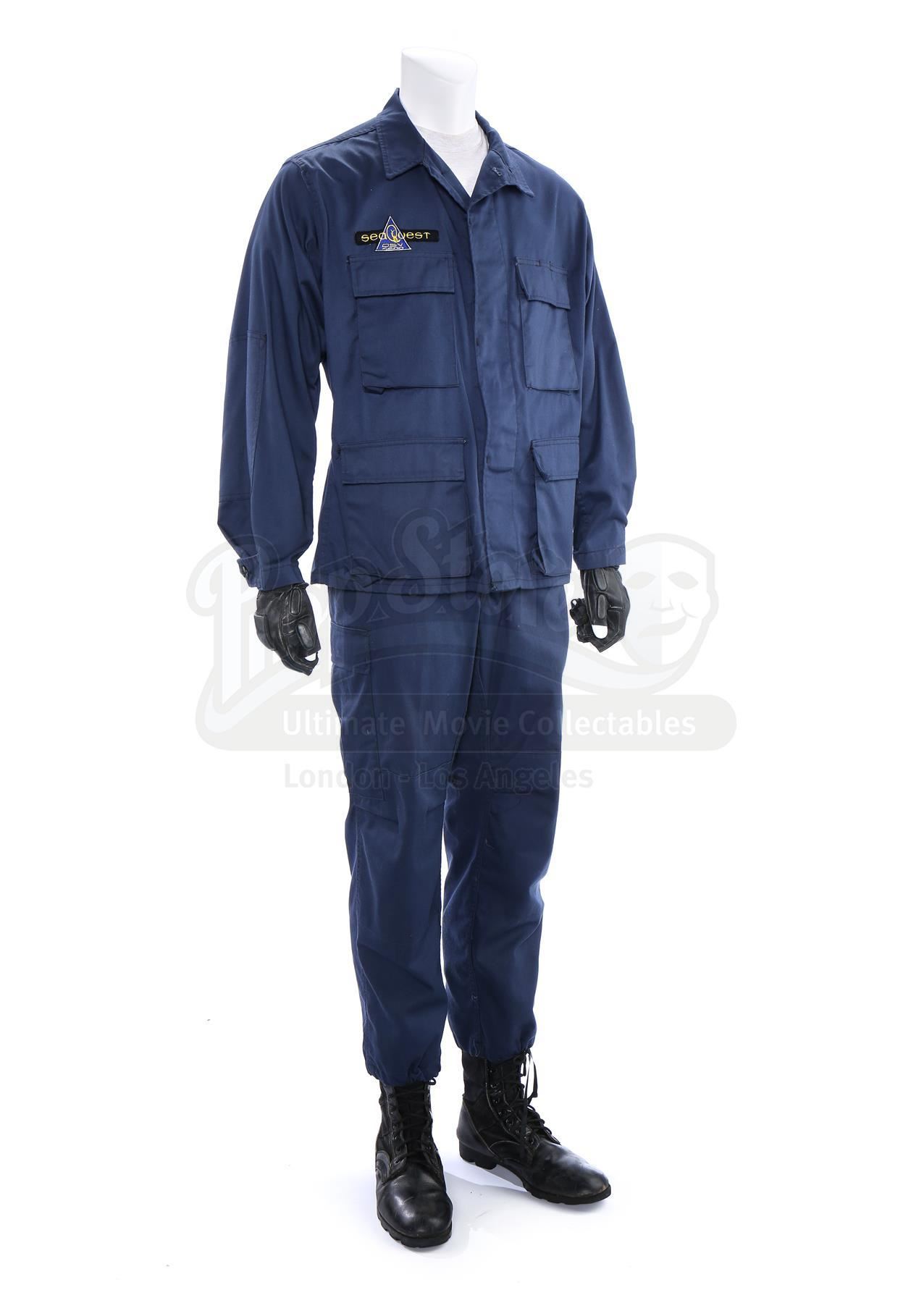 Lucas Wolenczak's (Jonathan Brandis) Costume - SEAQUEST DSV (1993 - 1996)