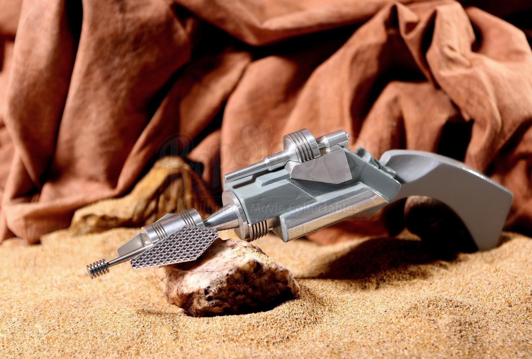 Klingon Disruptor - STAR TREK: THE ORIGINAL SERIES (1966 - 1969)