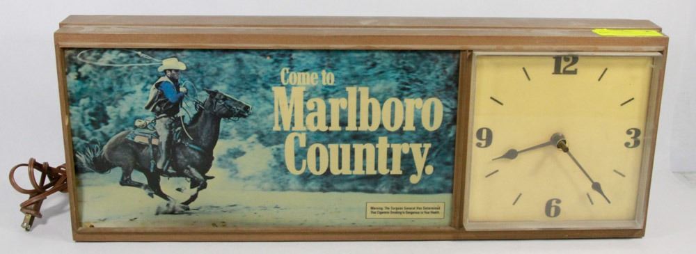 VINTAGE MARLBORO CLOCK LIGHT