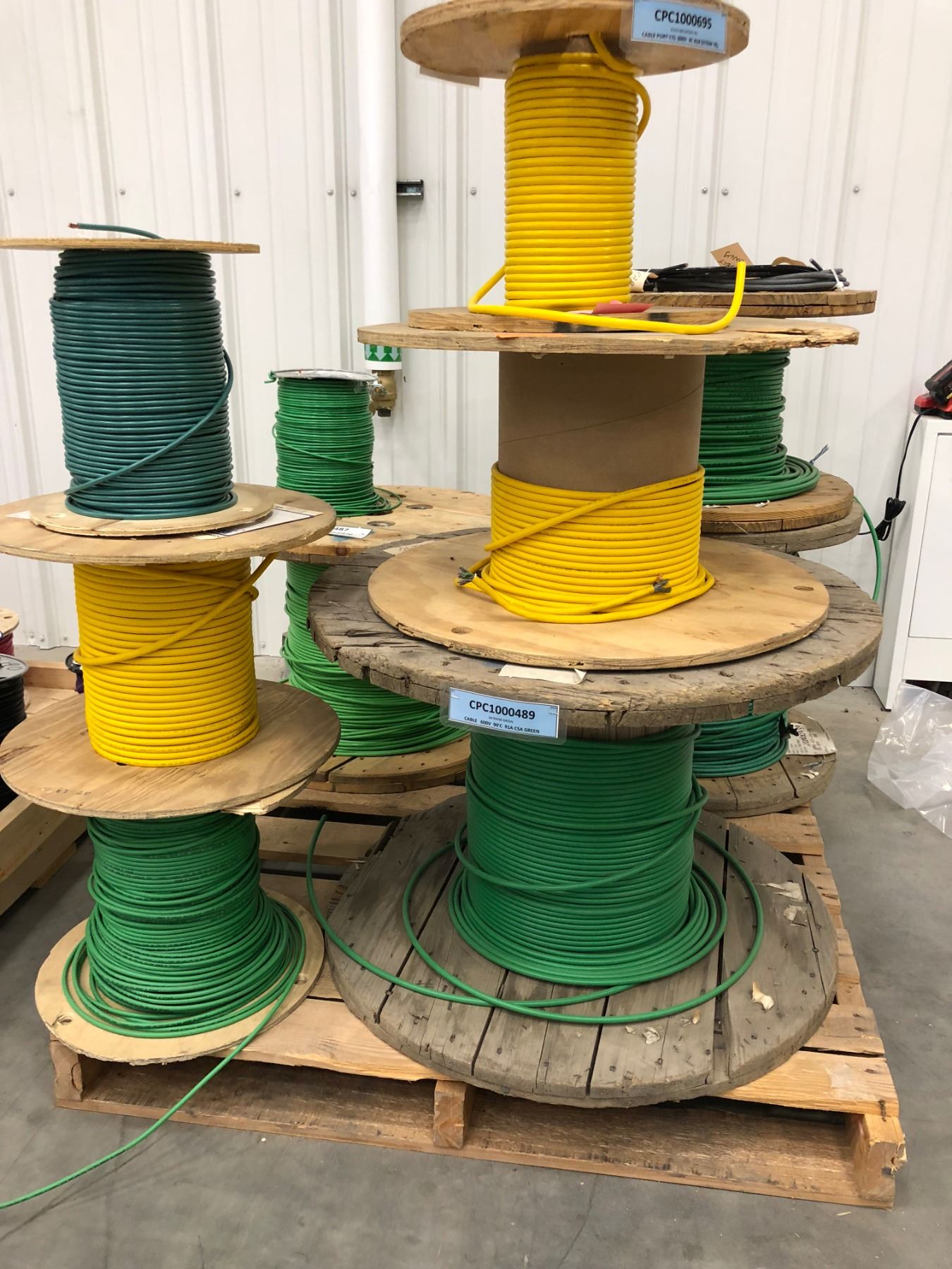 7 Spools GND cable #4, #8 & #10, 3 partials spools of 3 Cond 14 SJTOW
