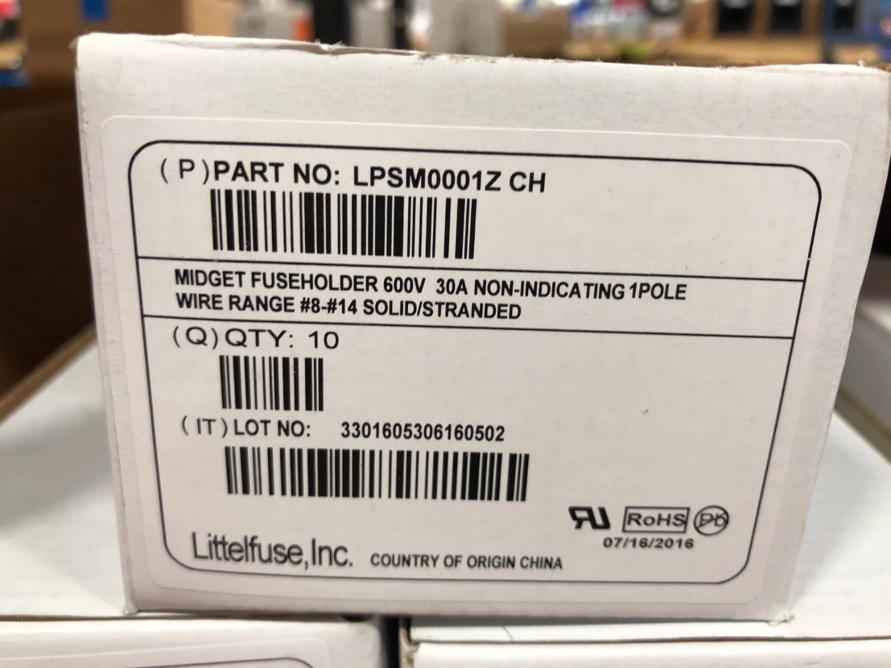 Assorted fuses and fuse holders, 600 Volt insulated standoffs