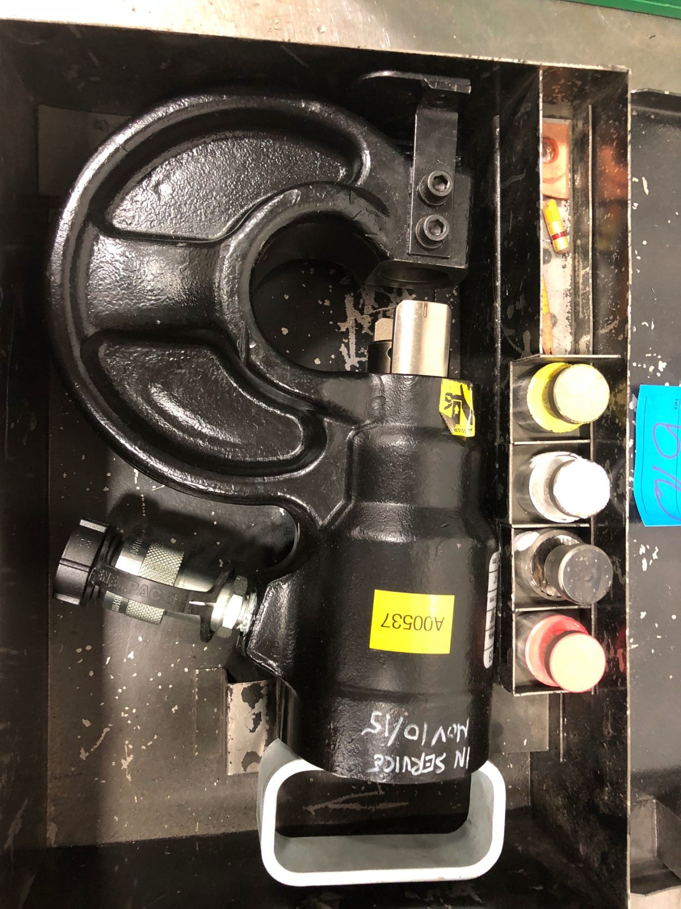 Enerpac SP-35 hydraulic punch w/die sets