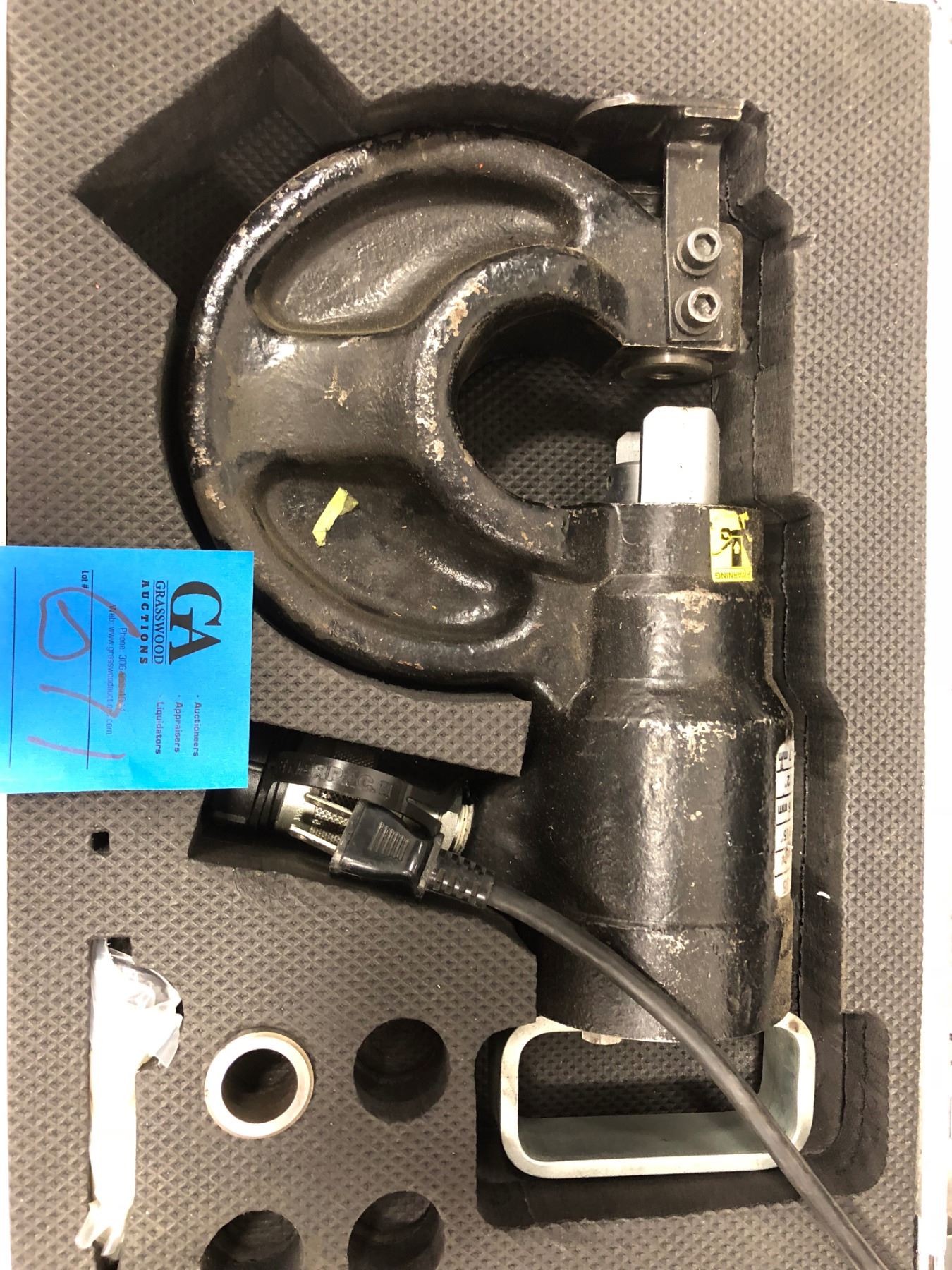 Enerpac SP-35 hydraulic punch