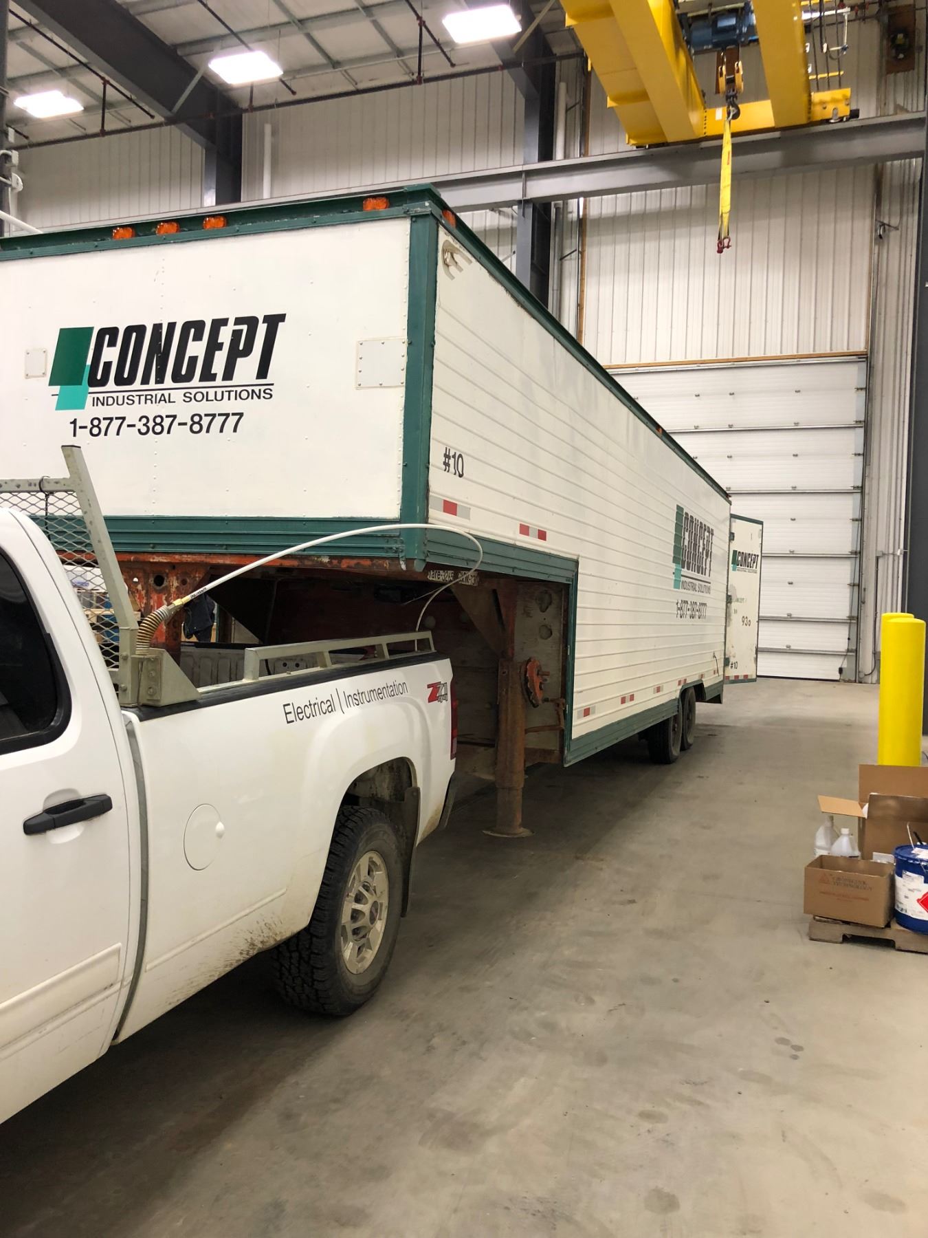 5th Wheel approx 38 ft worksite trailer divided into office and parts ...
