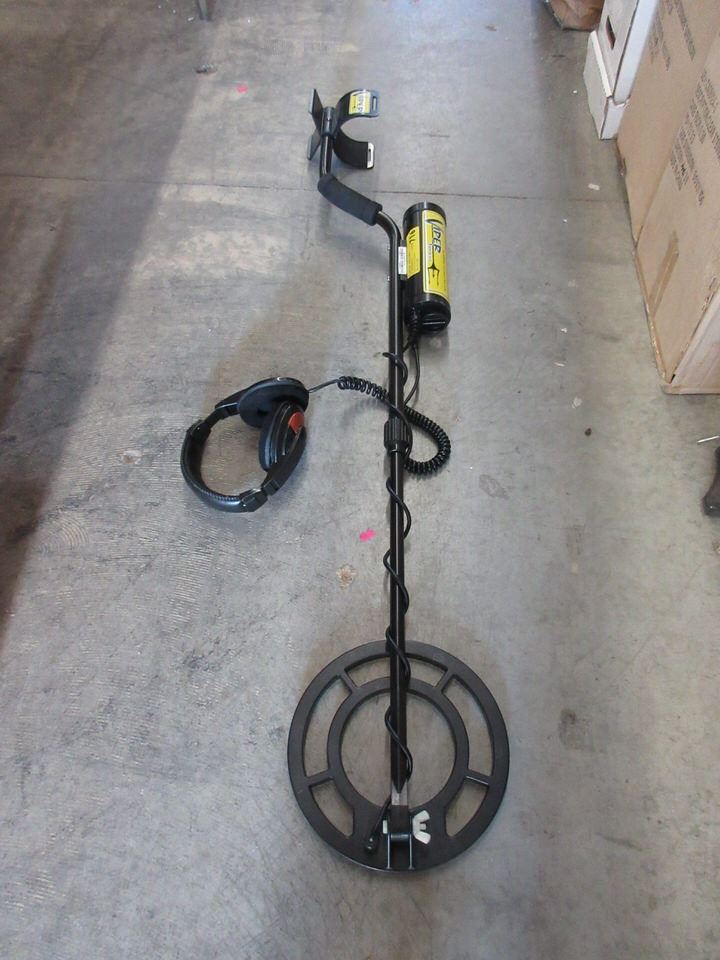 New Viper Trident Metal Detector with Head Set