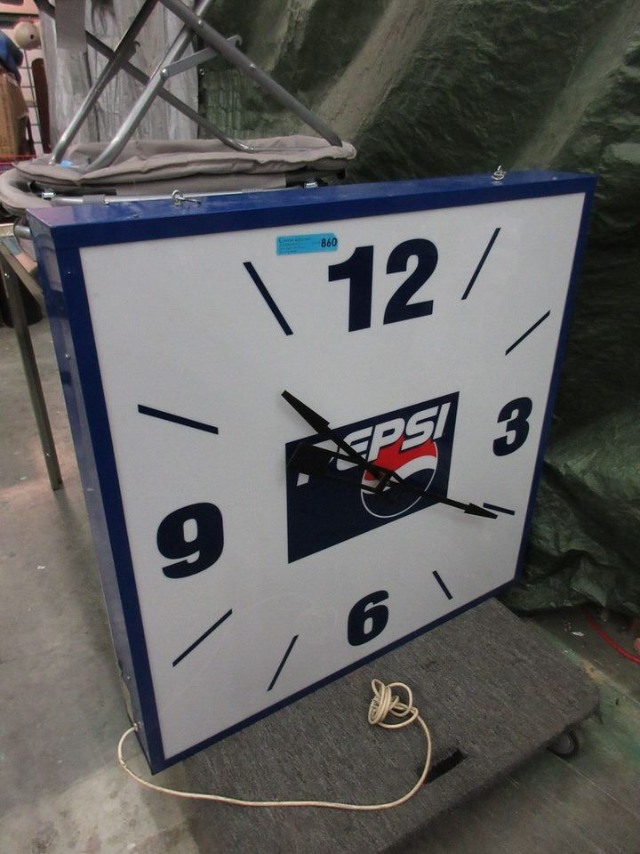 Large Vintage Electric Illuminated Pepsi Clock