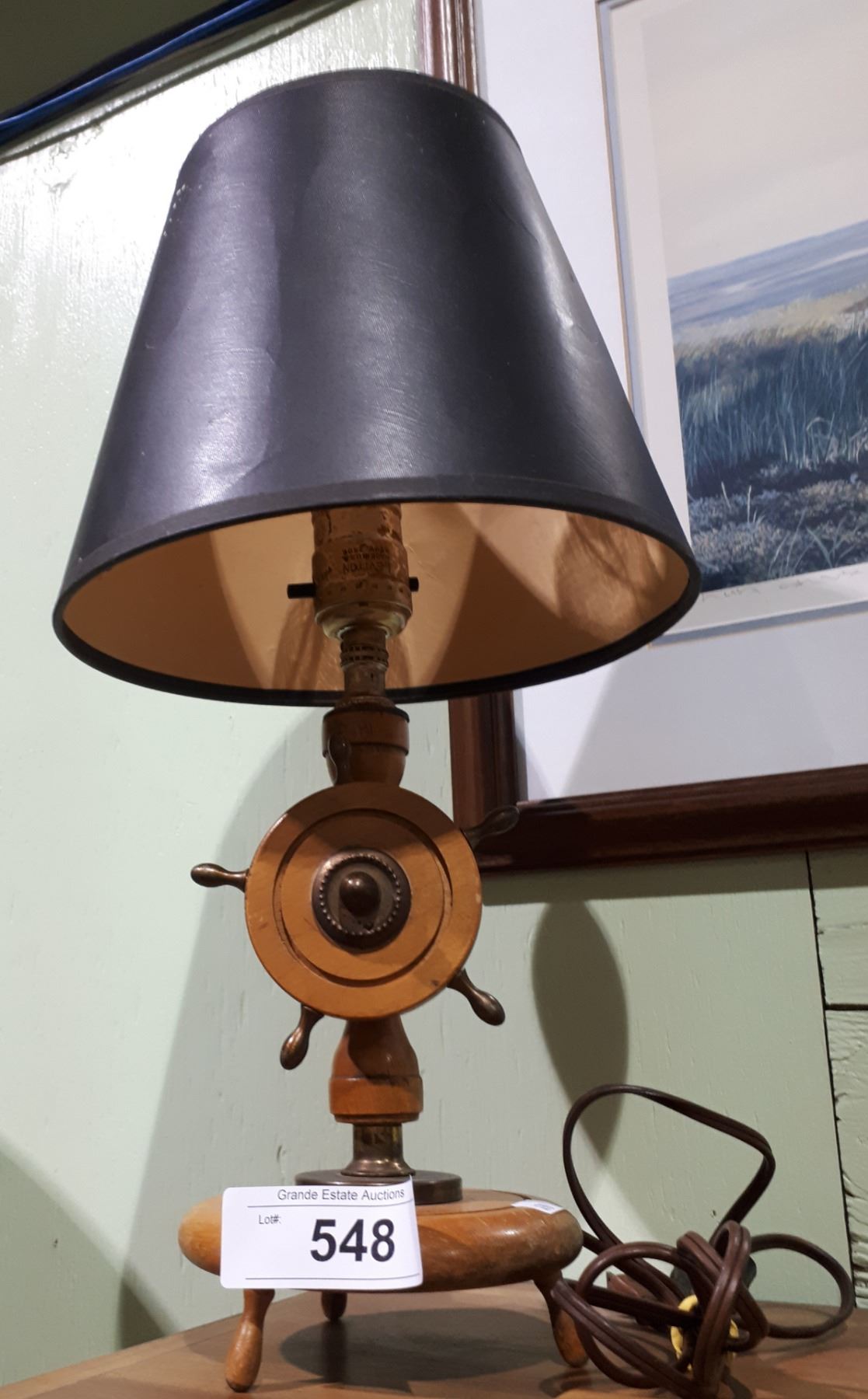 VINTAGE SMALL SHIP'S WHEEL TABLE LAMP