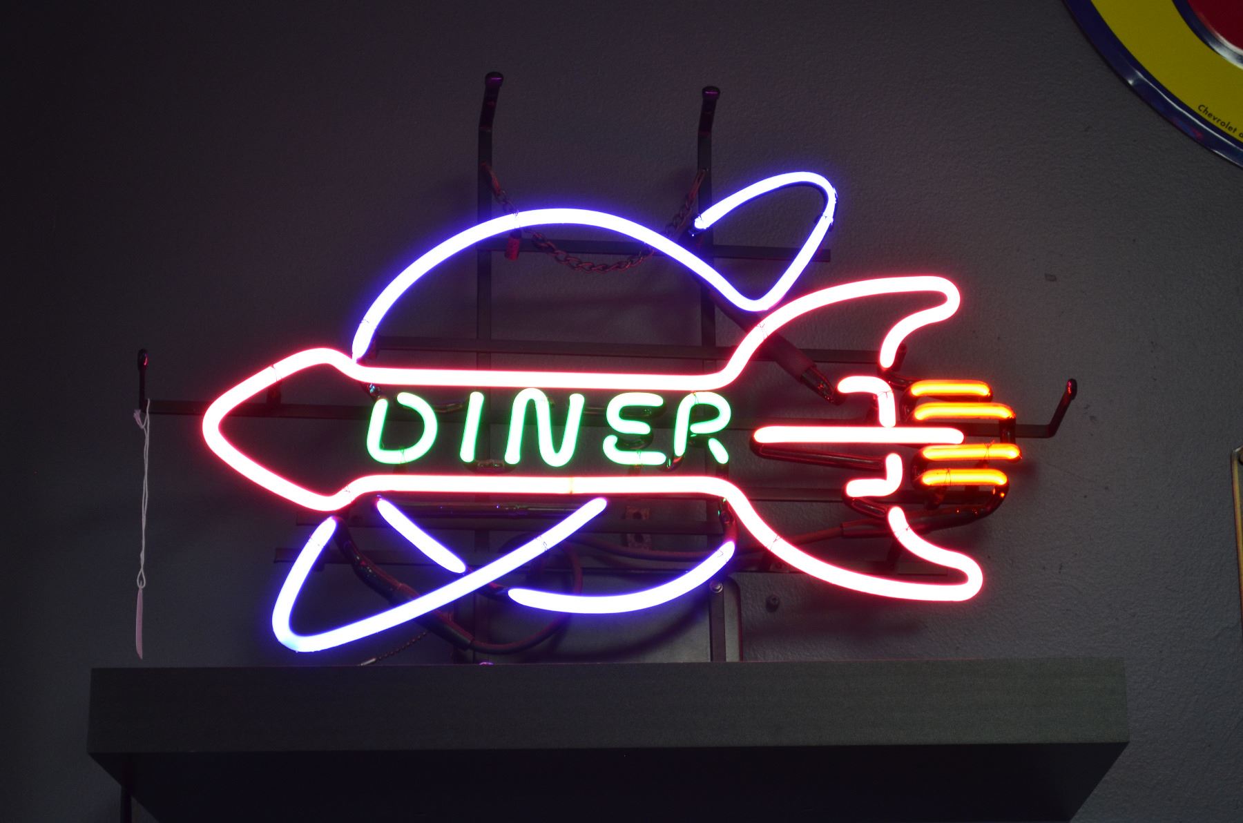 Vintage Neon "DINER" Light