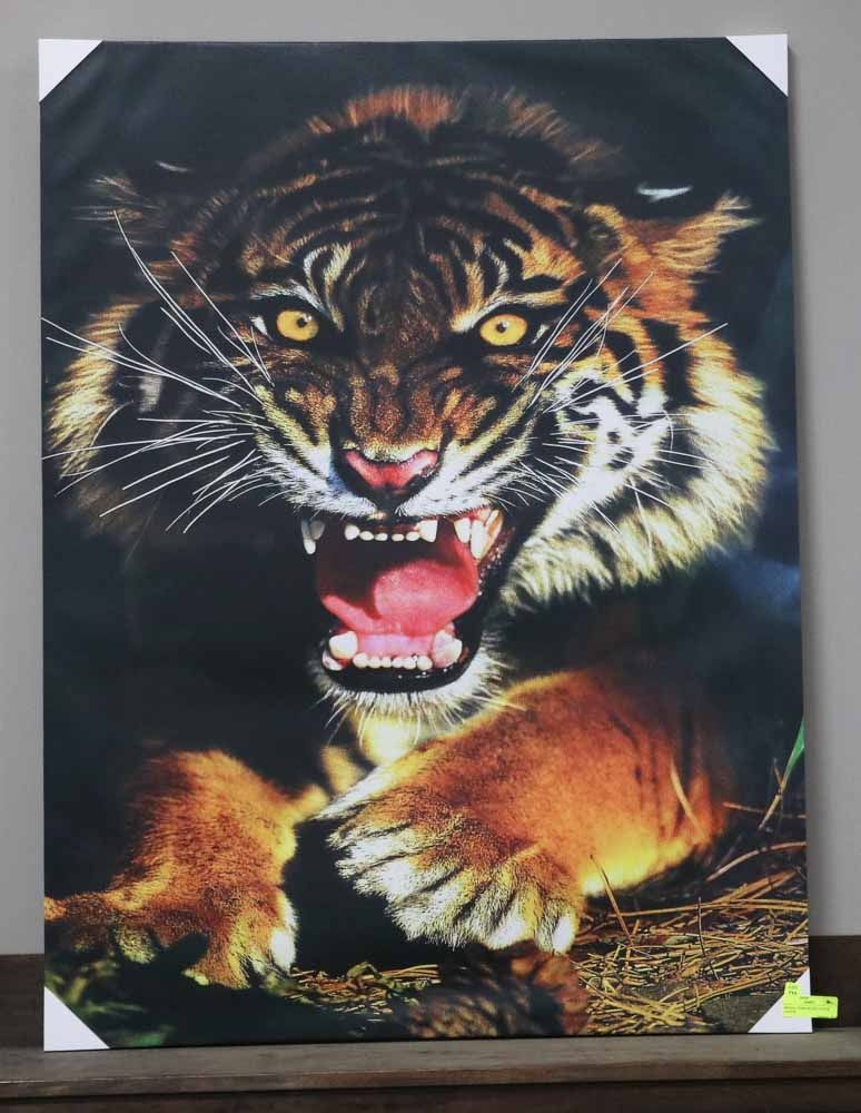 BENGAL TIGER ON THE ATTACK CANVAS