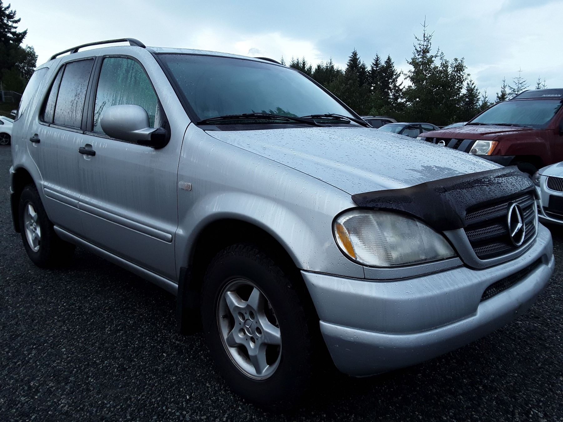 B2 -- 2000 Mercedes-Benz ML320 , Silver , 315350 KM's