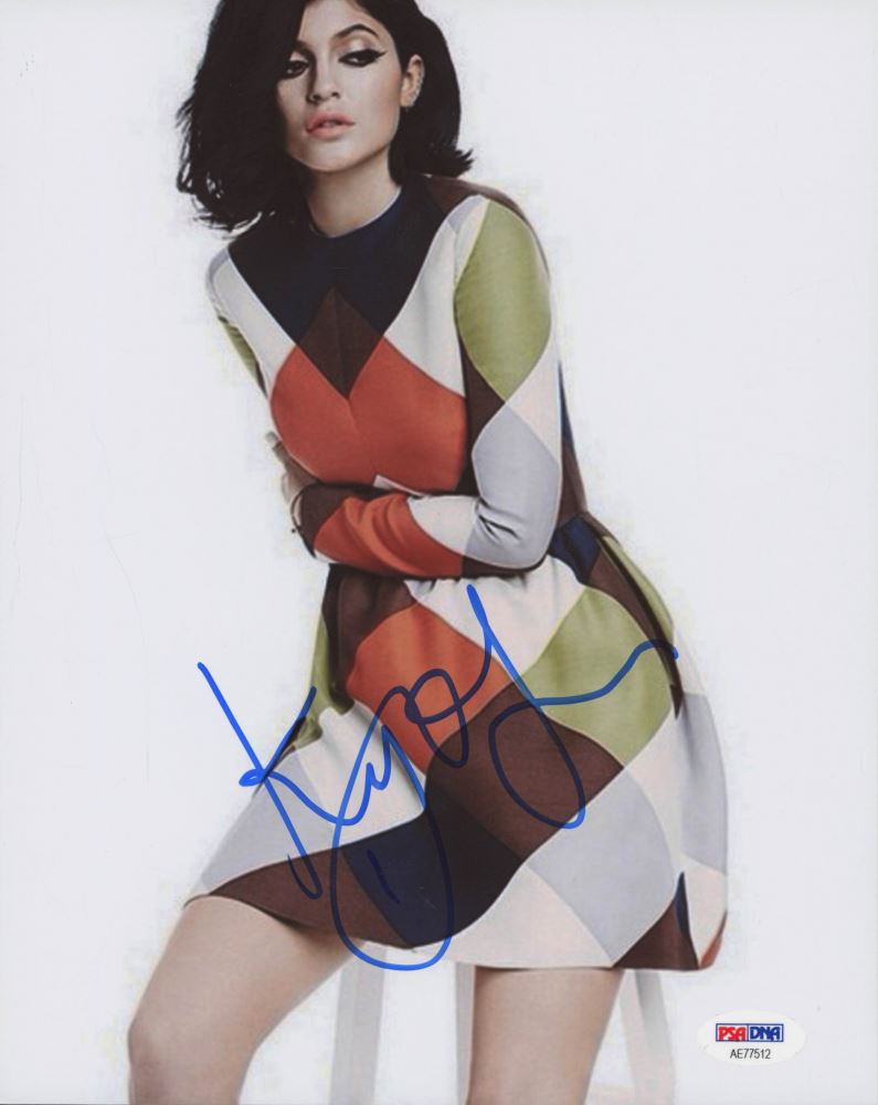 Kylie Jenner Signed 8x10 Photo (PSA COA)