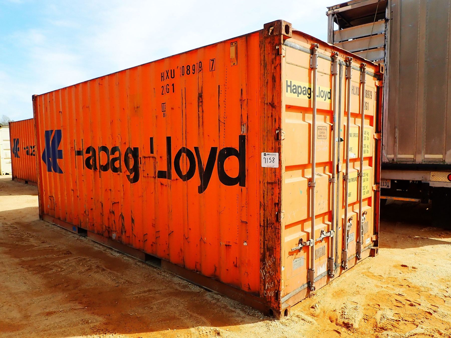 20' STEEL SHIPPING CONTAINER (B7)