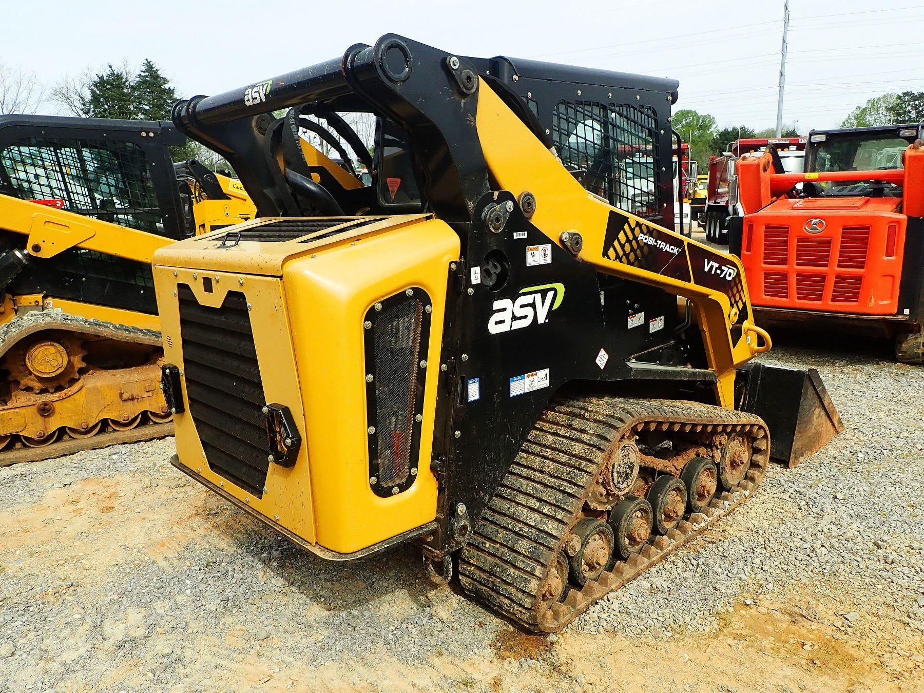 2017 ASV VT70 SKID STEER LOADER, VIN/SN:JHD500942 - CRAWLER, BUCKET, CAB, A/C, METER READING 282 ...