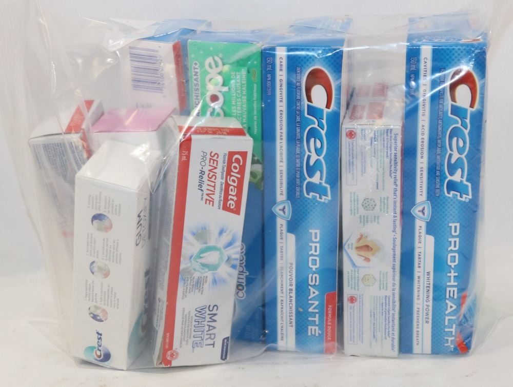 LARGE BAG OF ASSORTED TOOTHPASTE