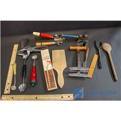 Flav-R Straws & Box of Small Vintage Kitchen utensils