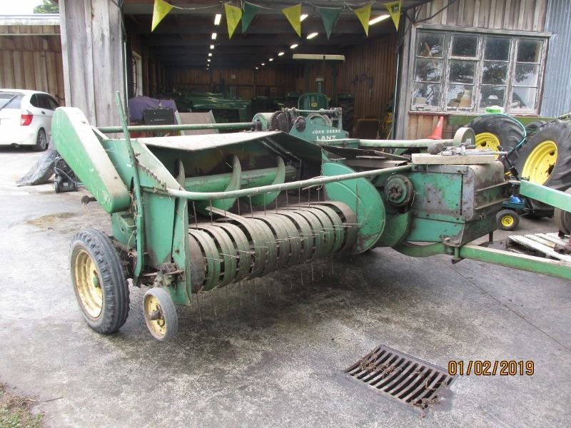 John Deere Lanz 214T Baler