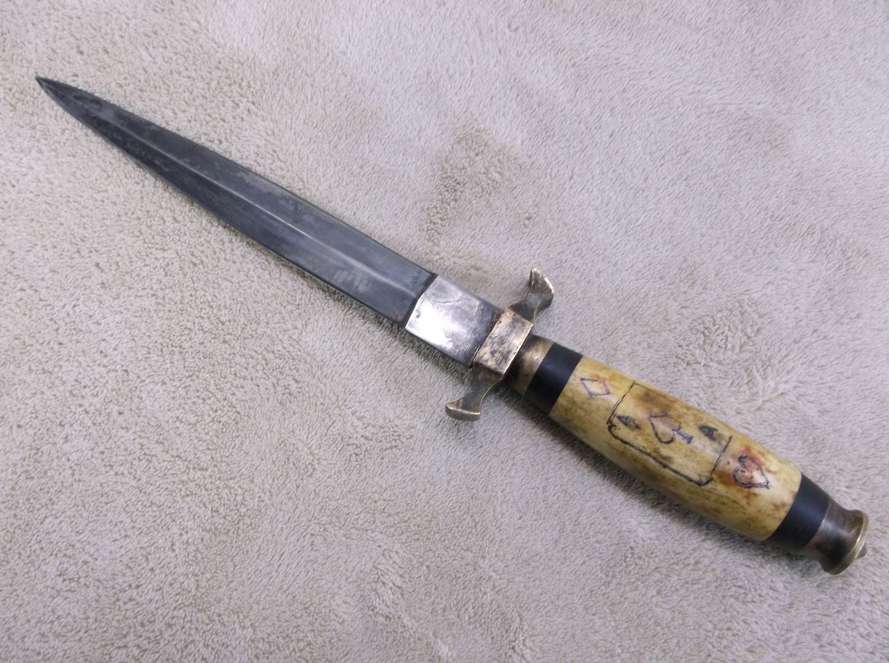 Gamblers Ace of Spades Dagger- 7.75" Blade- 5" Wood Handle