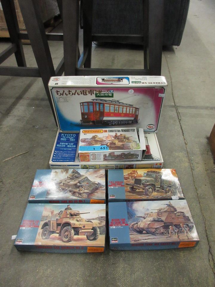Vintage Trolley Cars & Tank Models