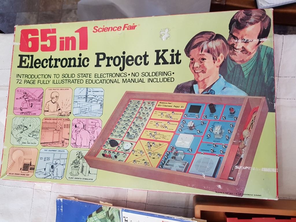ELECTRONIC PROJECT KIT