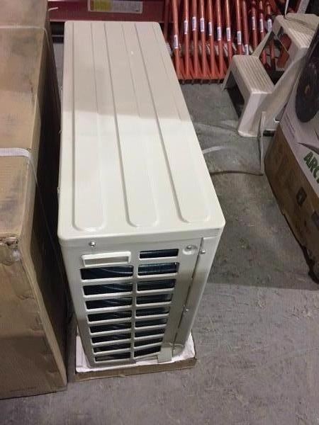 Kool King 12,000 btu/h Mini Split Air Conditioner Model: MOR-12HDN1-BN10W