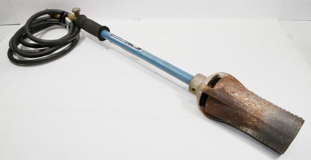 WESTORCH PROPANE TIGER TORCH W/HOSE. CAST IRON.