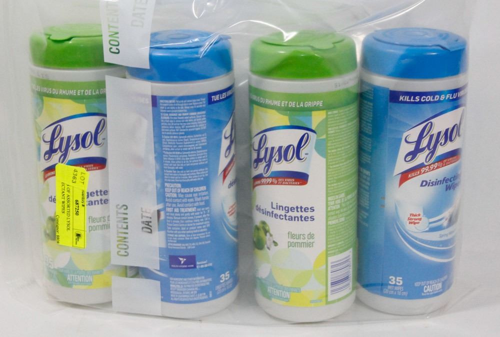 4 PACKS OF ASSORTED LYSOL DISINFECTANT WIPES