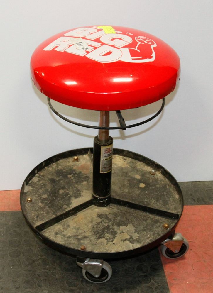 BIG RED SHOP ROLLER SEAT