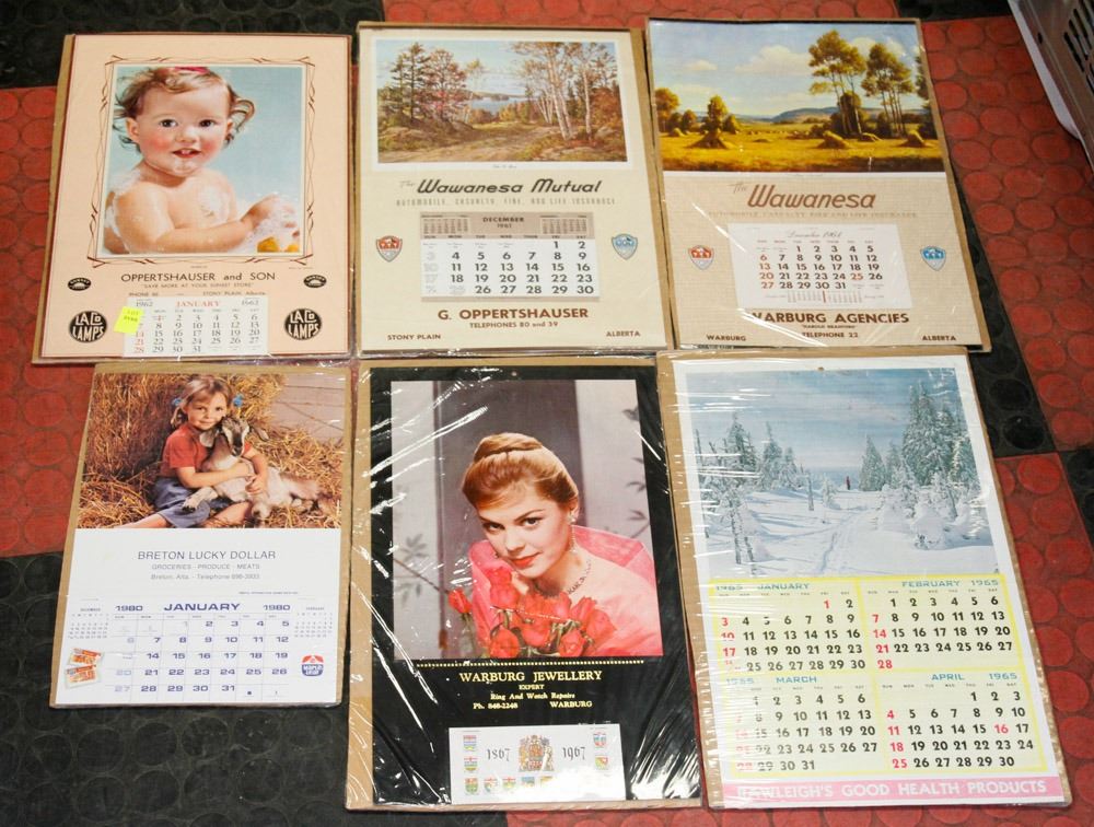 BUNDLE OF VINTAGE CALENDARS