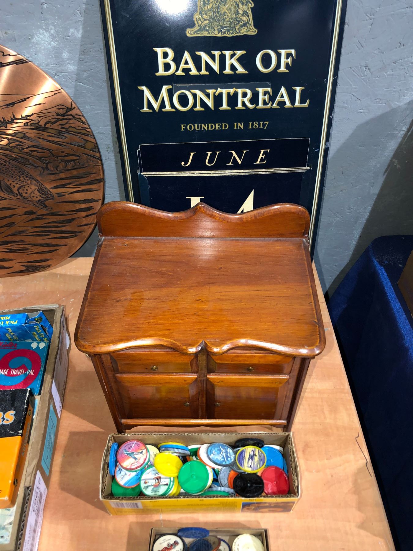 Old parlor games, puzzles, antique typewriter, coca cola TV tray, jello ...