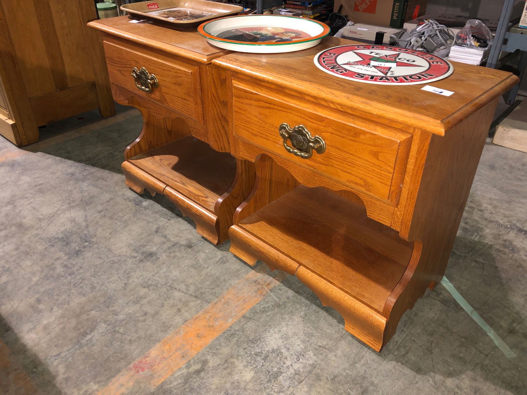 2 Oak end tables, Texaco Tray, Coke tray, Orange Crush (matching oak ...