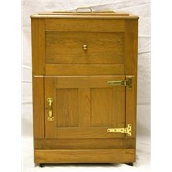 Oak Ice Chest